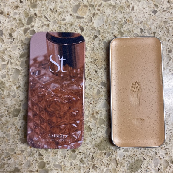 Makeup | Seint Highlight Amber | Poshmark
